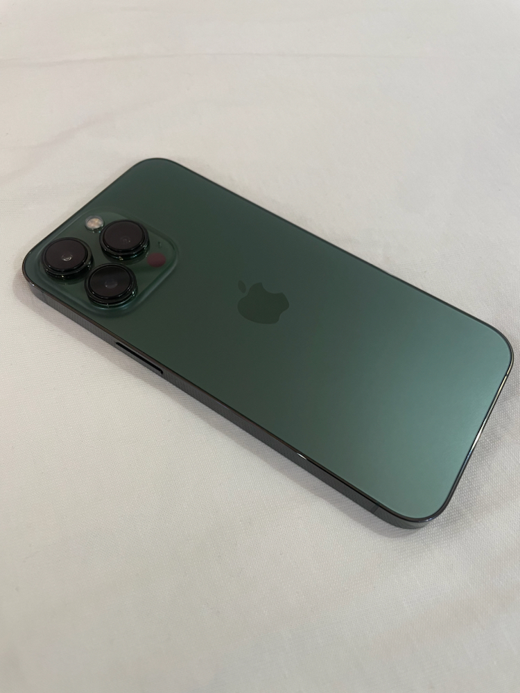 Buy iPhone 13 Pro with installment and real guarantee - SOUM