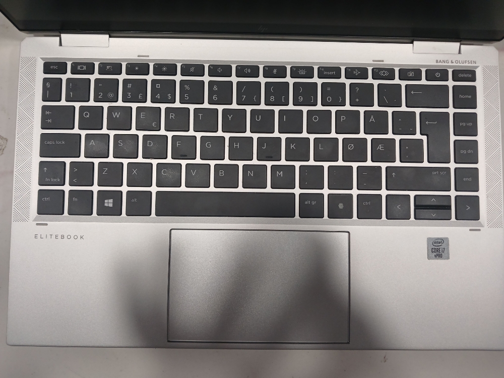 Buy EliteBook with installment and real guarantee - SOUM