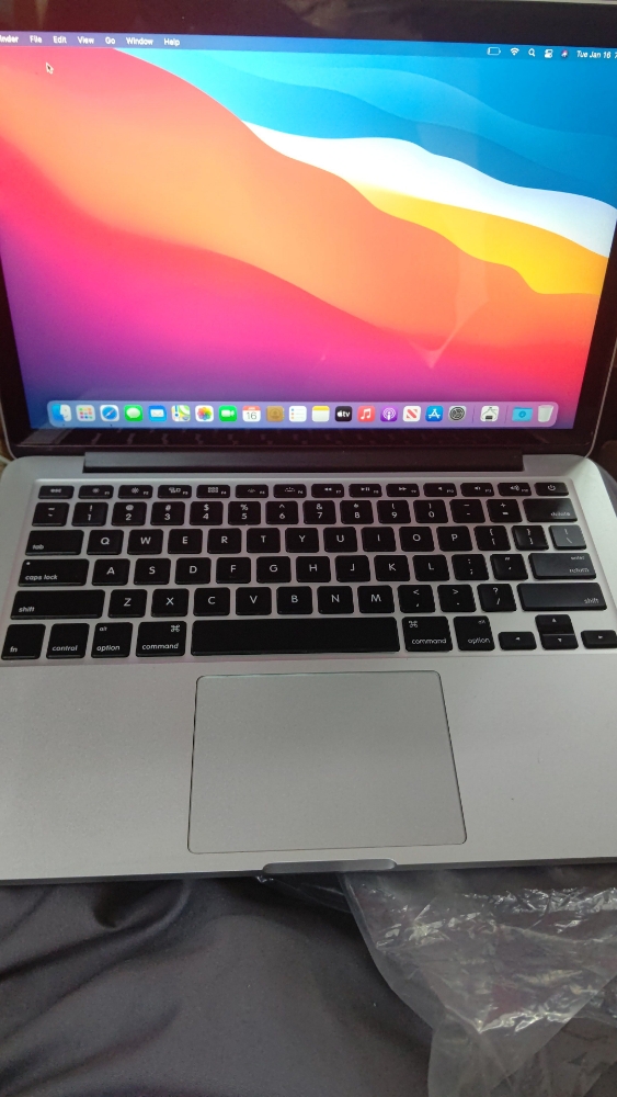 Buy MacBook Pro with installment and real guarantee - SOUM