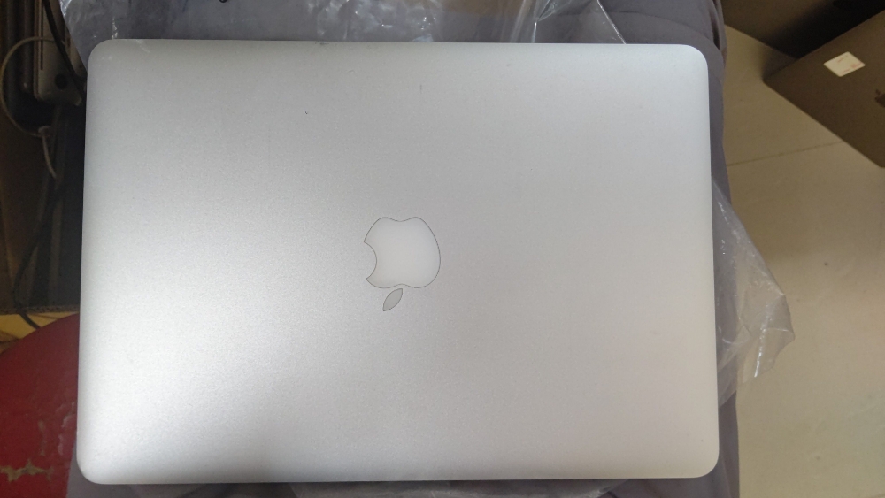 Buy MacBook Pro with installment and real guarantee - SOUM