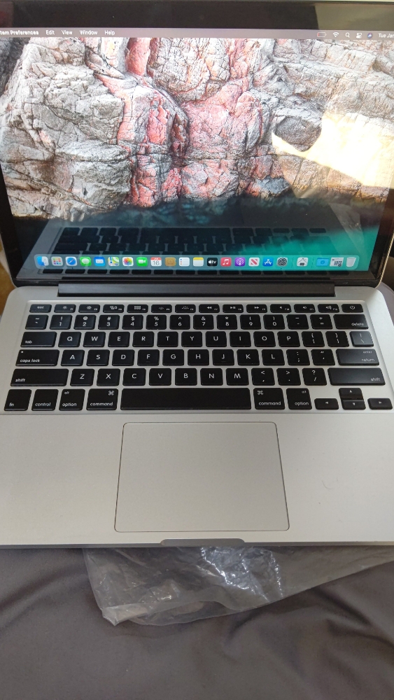 Buy MacBook Pro with installment and real guarantee - SOUM