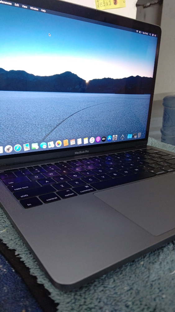 Buy MacBook Pro with installment and real guarantee - SOUM